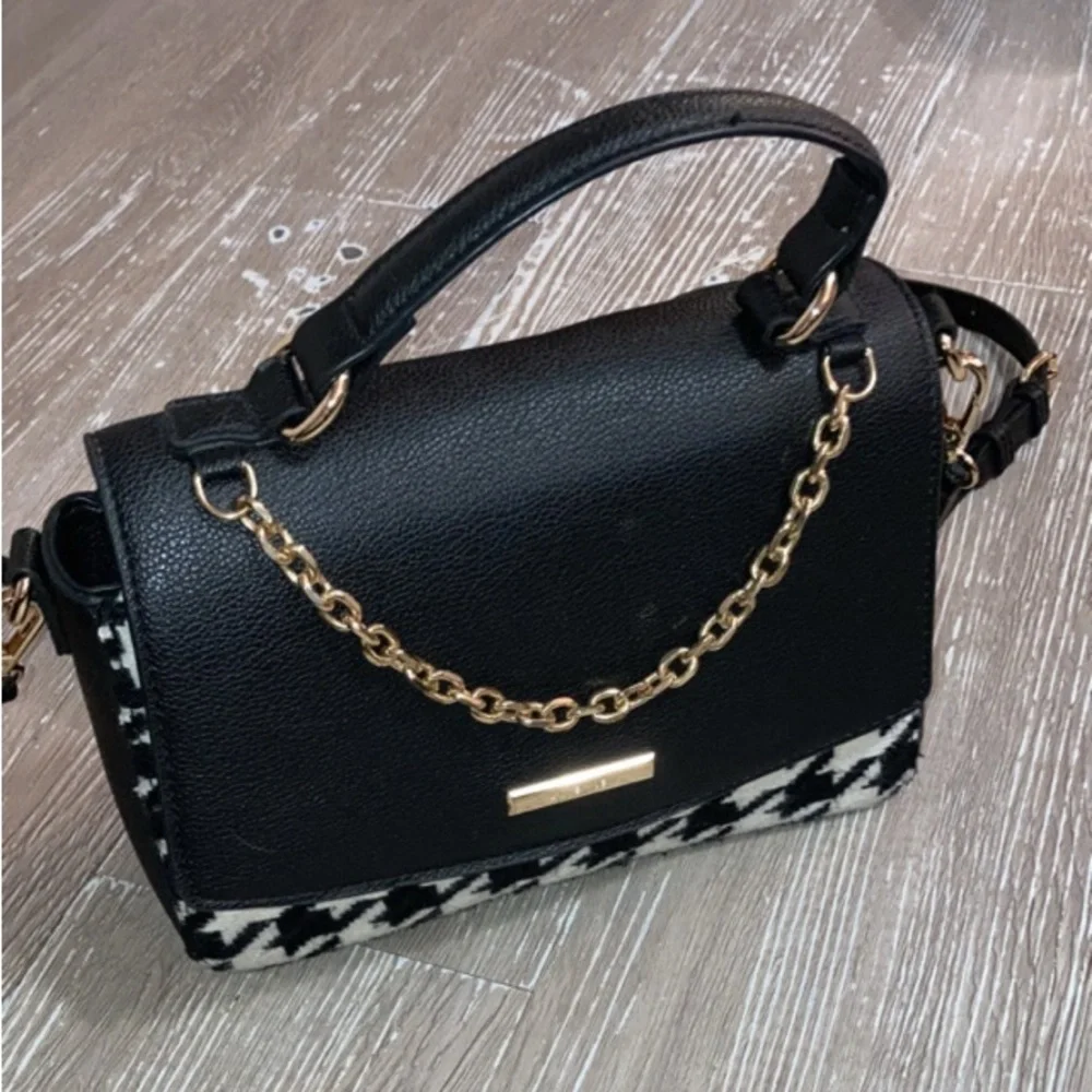 Anne Klein | Bags | Anne Klein Chic Black And Gold Crossbody Bag | Poshmark
